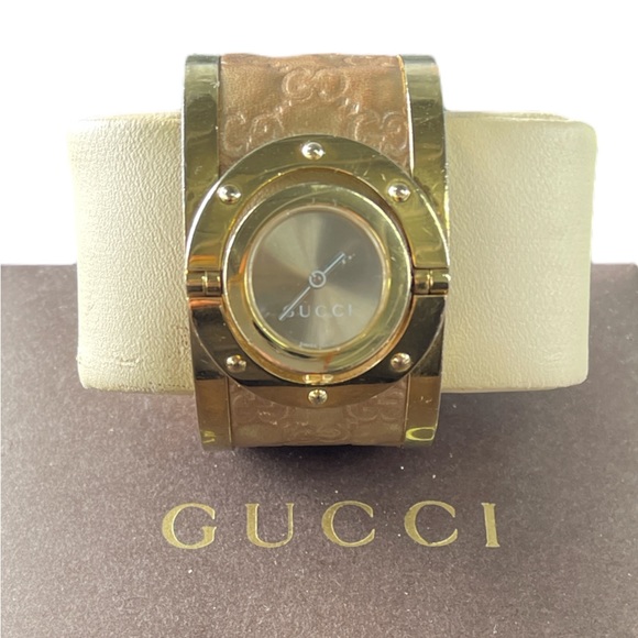 Gucci | Accessories | Gucci Womens Ya12434 Twirl Brown Leather Watch ...